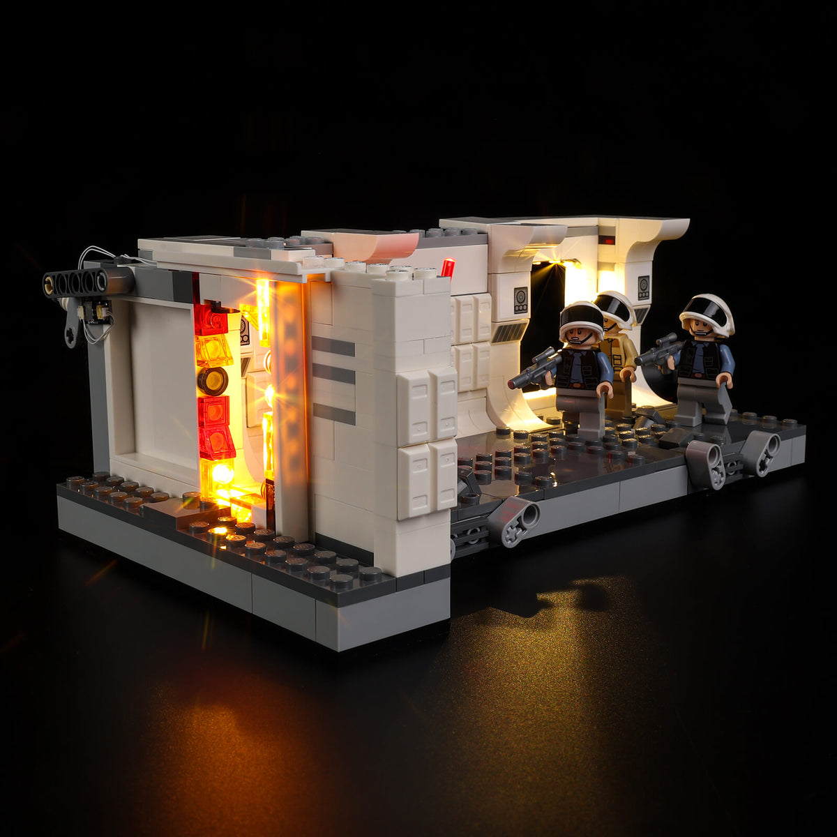 Lego Boarding the Tantive IV 75387 Light Kit | BrickFans